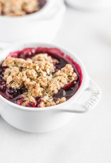Stone Fruit Crumble - Lively Table
