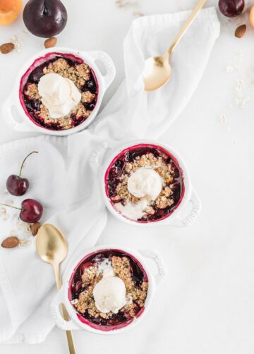Stone Fruit Crumble - Lively Table