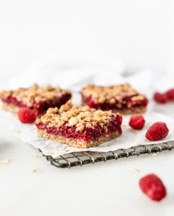 Raspberry Oat Crumble Bars - Lively Table