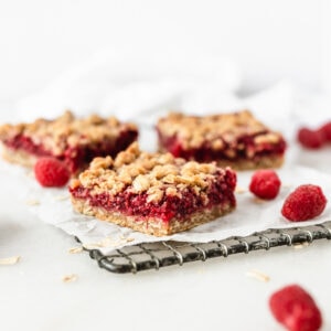 Raspberry Oat Crumble Bars - Lively Table