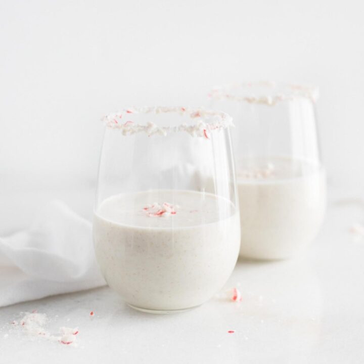 Vanilla Peppermint Smoothie - Lively Table