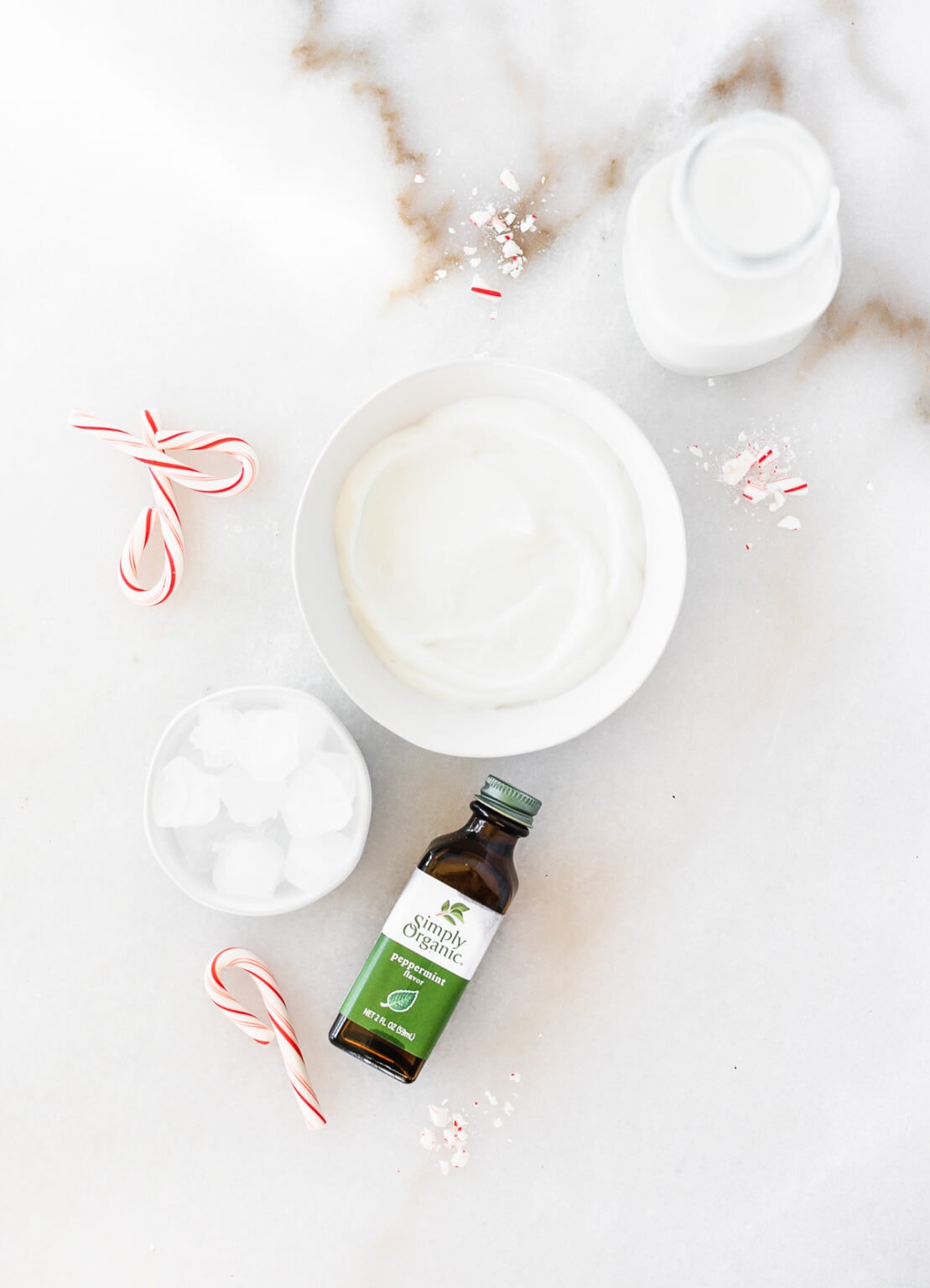 Vanilla Peppermint Smoothie - Lively Table