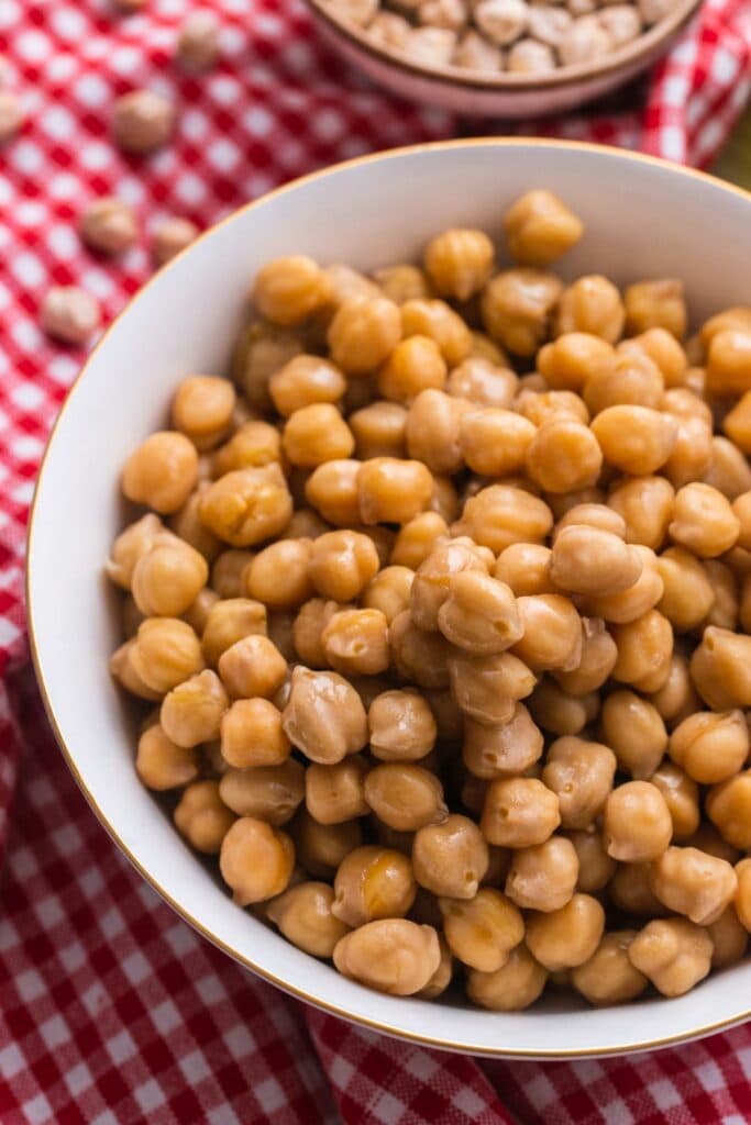 How to Cook Chickpeas (Stovetop and Instant Pot)