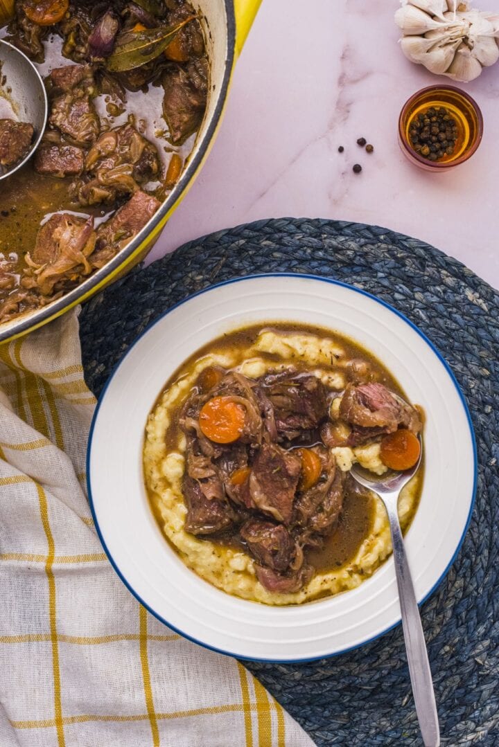 Dutch Oven Beef and Onions Stew - Lively Table