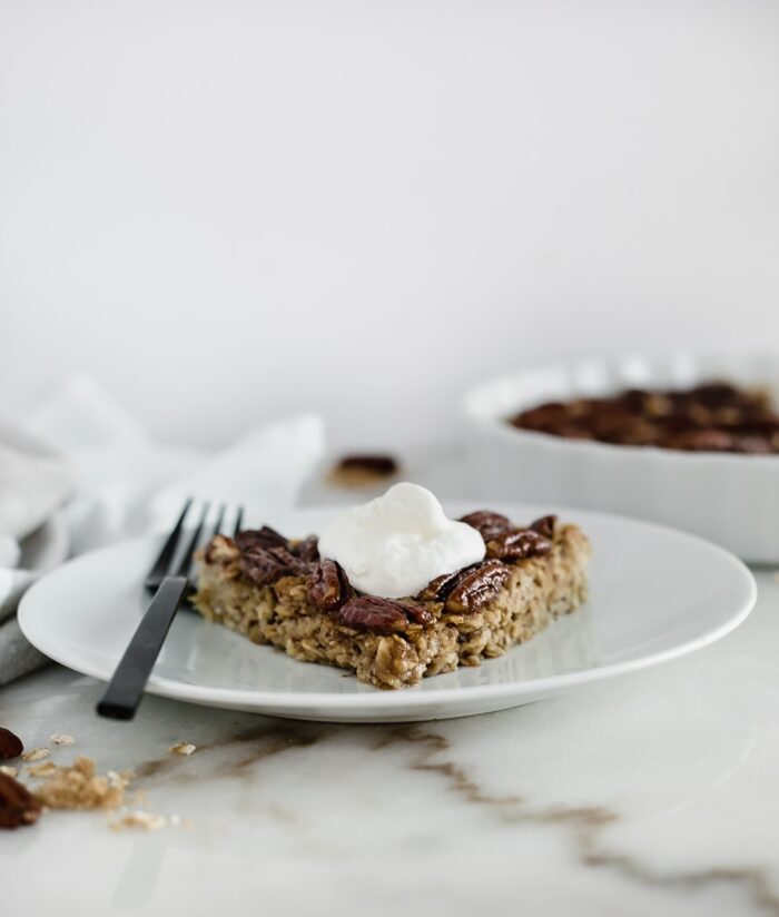 This Pecan Pie Baked Oatmeal Started Replacing Store-Bought Breakfast Bars