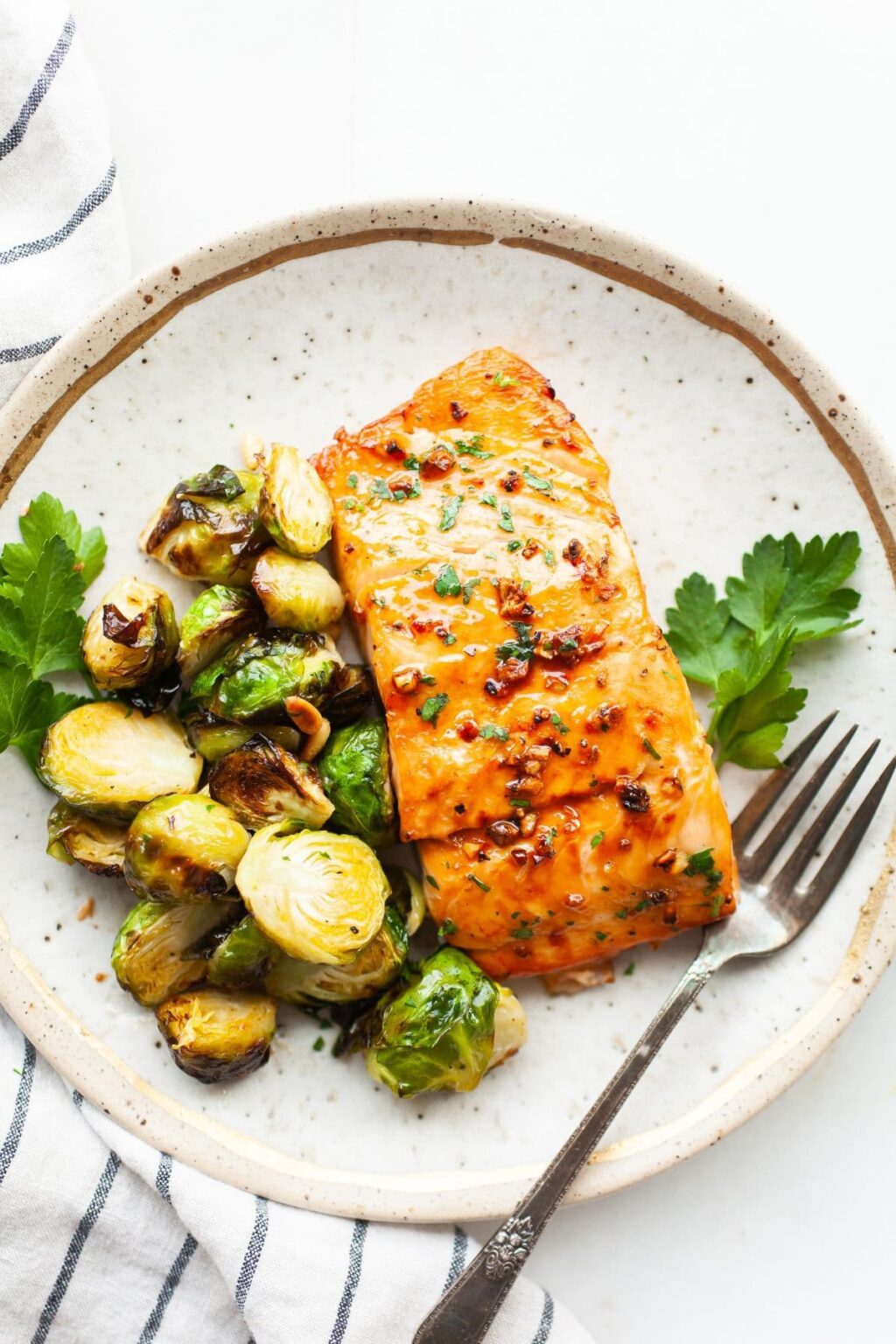 Air Fryer Salmon Doesn't Need a Marinade. This Maple Soy Glaze Does the ...